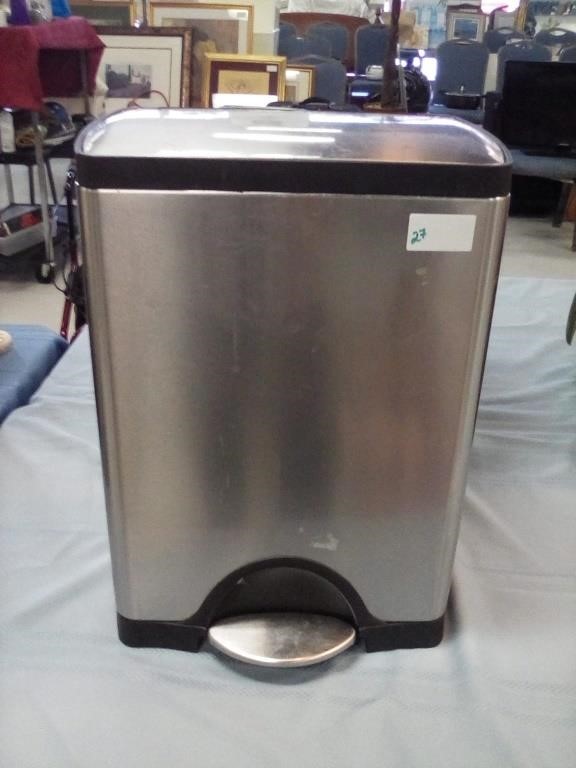 simple human garbage can – Choice Auction of Port St. Lucie